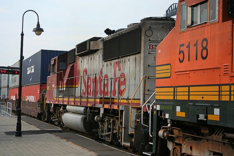 BNSF 120